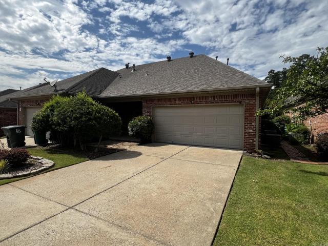 Apartment: MLS #26027