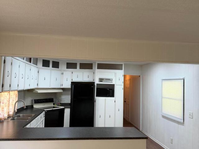 Apartment: MLS #26020