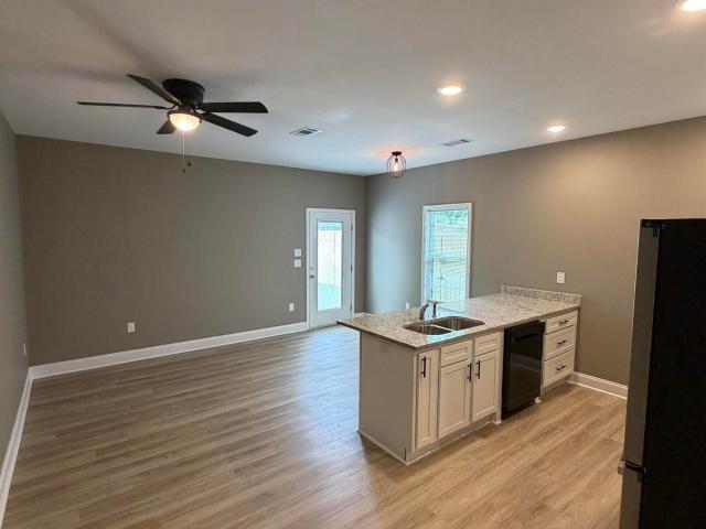 Apartment: MLS #26022