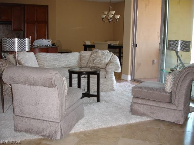 Apartment: MLS #2780
