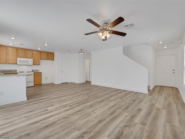 Apartment: MLS #2785