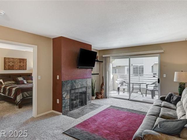 Apartment: MLS #2792