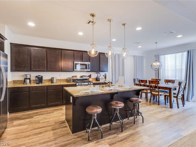 Apartment: MLS #2794