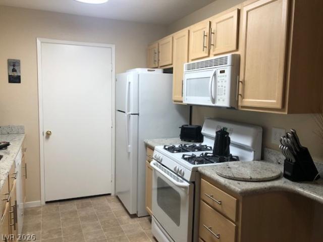 Apartment: MLS #2801