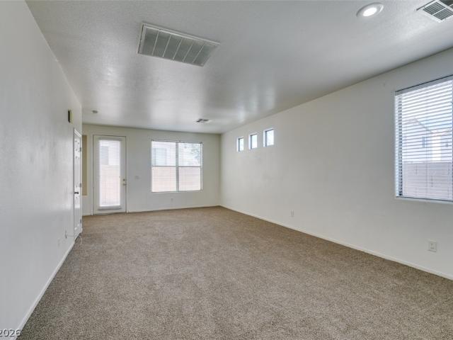 Apartment: MLS #2809