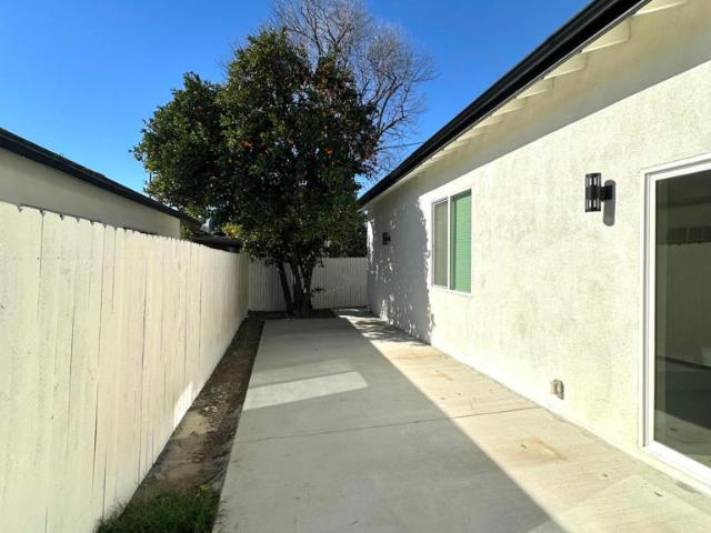 Apartment: MLS #226002