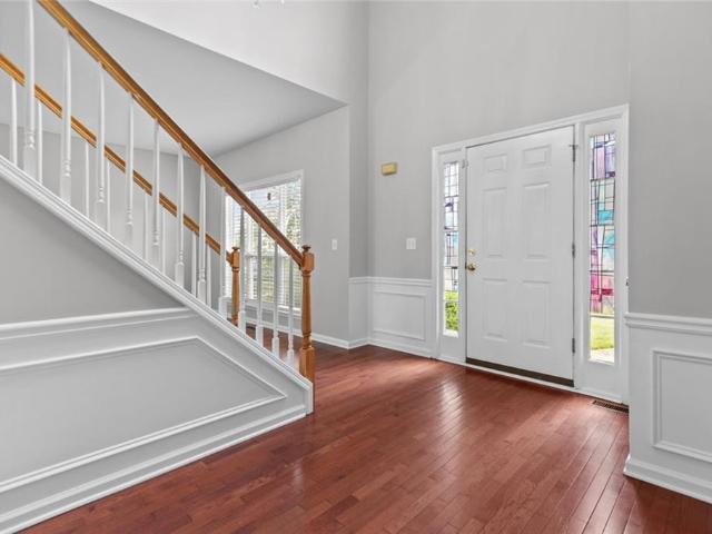 Apartment: MLS #7819