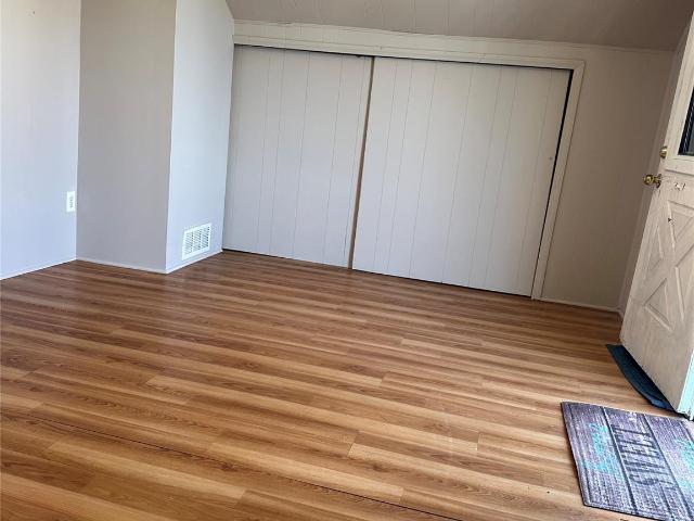 Apartment: MLS #988845