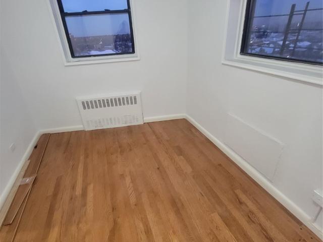 Apartment: MLS #992288
