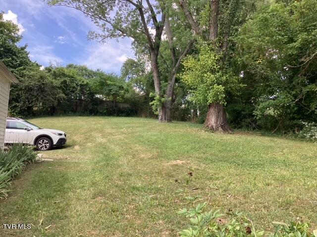 Apartment: MLS #9998