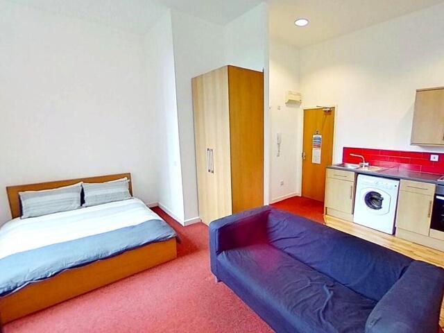 Apartment Nottingham Nottinghamshire 103486017