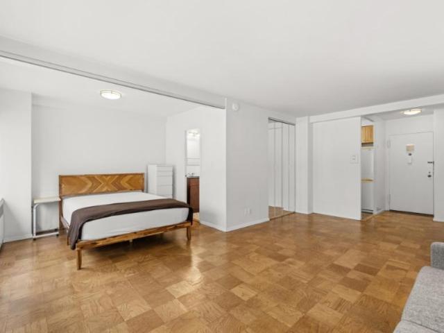 apartment New York NY DLS100109637