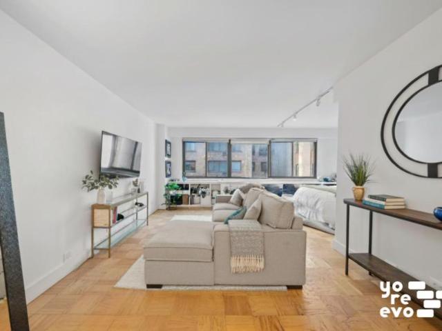 apartment New York NY DS95507565