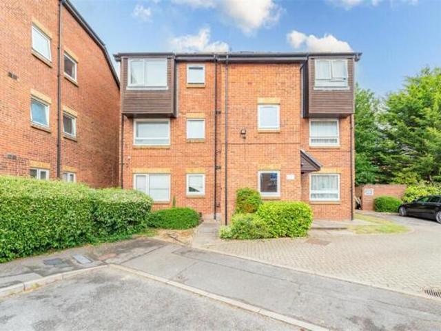 Apartment Slough Berkshire 98718615