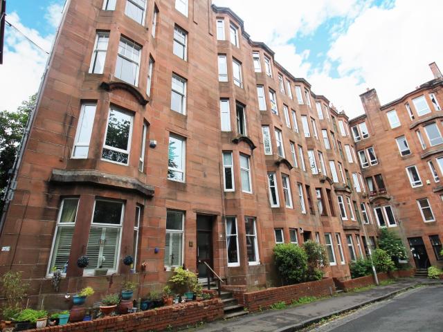 apartment Springhill Gardens, Shawlands, Glasgow, G41 2EZ