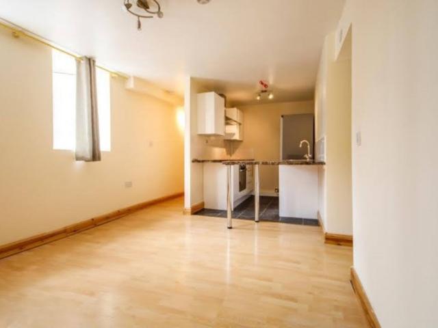 apartment Studio 1a, Radcliffe Road, West Bridgford