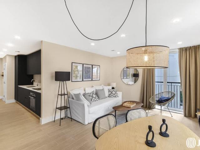 apartment Stella9Elms London SW8