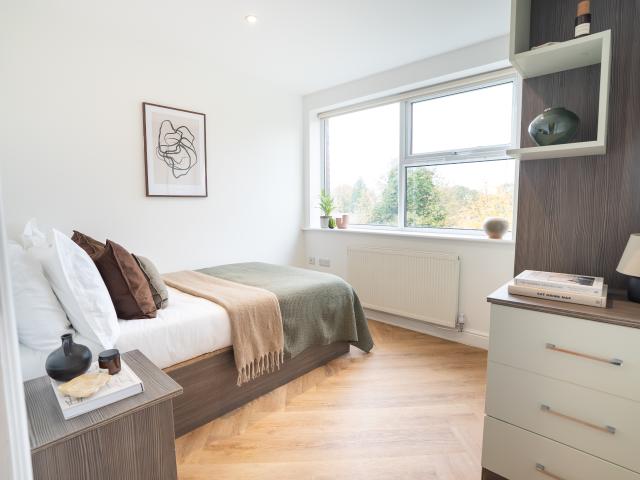 apartment Portland Place, 54 56 Headingley Lane, Leeds, LS6 2BP, West Yorkshire, GB