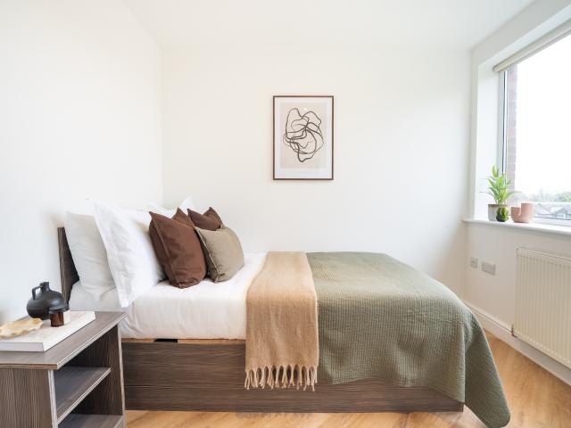 apartment Portland Place, 54 56 Headingley Lane, Leeds, LS6 2BP, West Yorkshire, GB