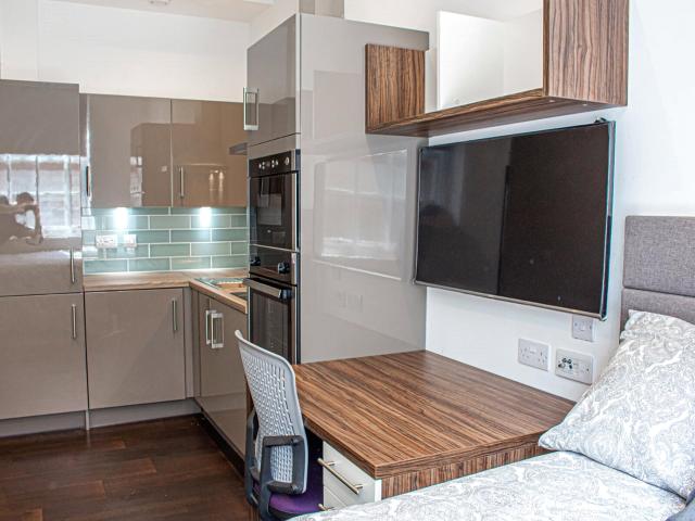 apartment Park Square Residence, 21 Park Square South, Leeds, LS1 2FJ, West Yorkshire, GB