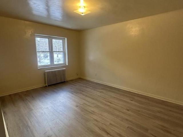 apartment Pittsburgh PA 15228 DS87705680