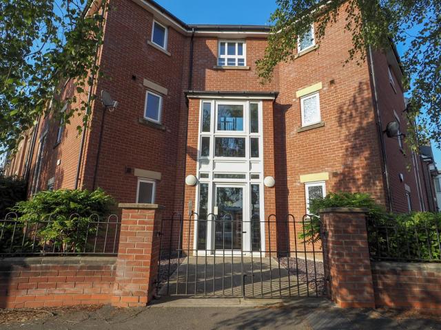 apartment Property in Chorlton Road, Hulme, Manchester, M15 4JG