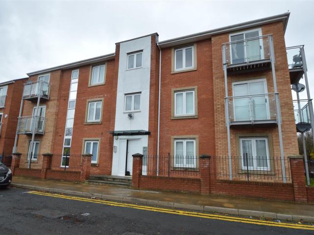 apartment Property in St Wilfrids Street, Hulme, Manchester, M15 5XE