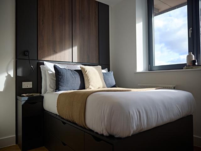 apartment Q Three Residence, 30 Westgate, Leeds, LS1 2FP, West Yorkshire, GB