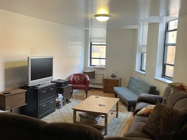 Apartment Room for rent