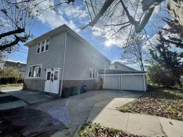 Apartment rental Egg Harbor City, NJ 814 Buerger St