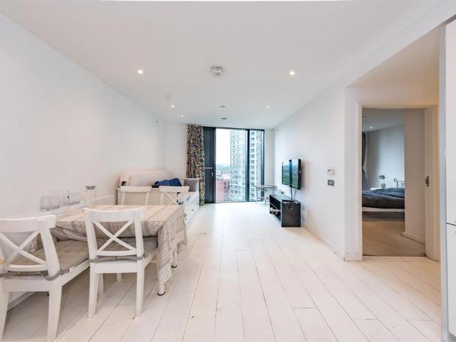 Apartment, Walworth Road, London