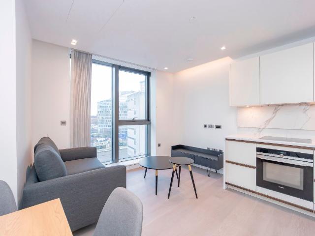 Apartment, Westmark Tower, Newcastle Place, London W2, Studio to rent, £3,467 pcm | PrimeLocation