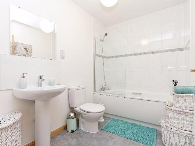 apartment Whitehorse Pend, Balmedie, Aberdeenshire, AB23 8AD