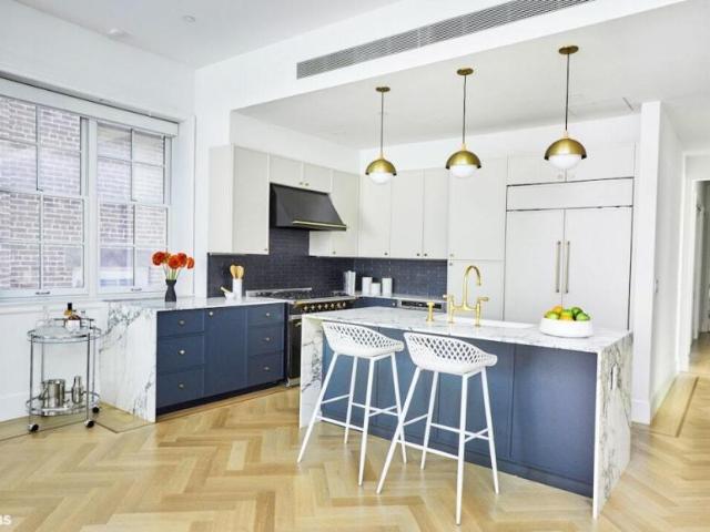 apartment with 4 bedroom, Greenpoint NY DLS95694471