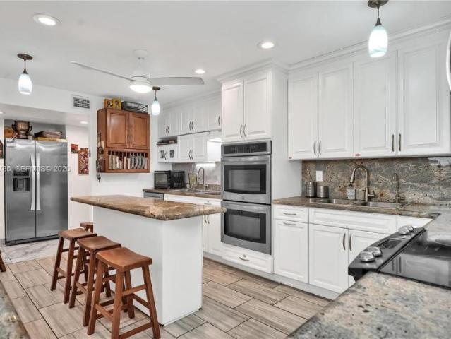 apartment with 4 bedroom, North Miami Beach FL DLS102659893
