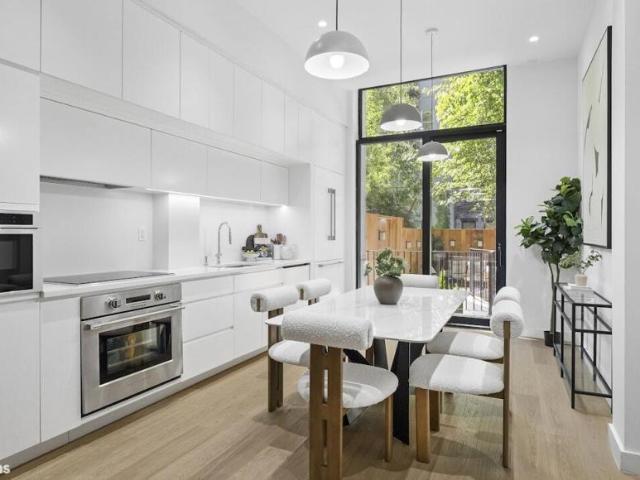 apartment with 4 bedroom, South Harlem NY DLS98330588