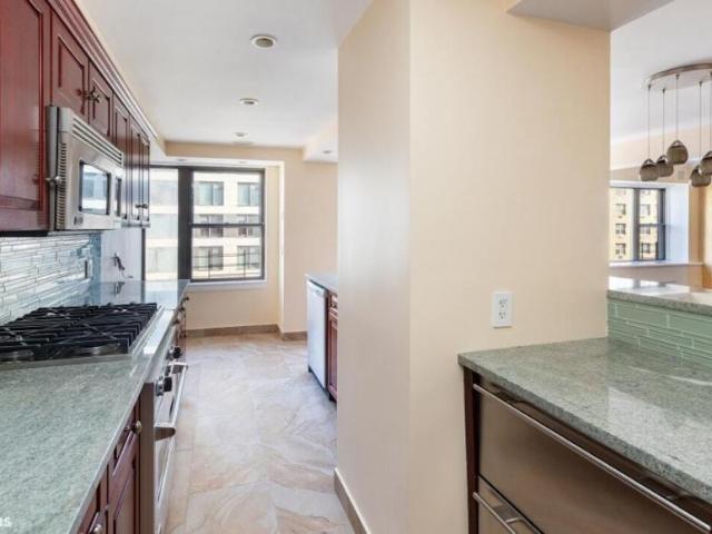 apartment with 4 bedroom, Upper East Side NY ES98817944
