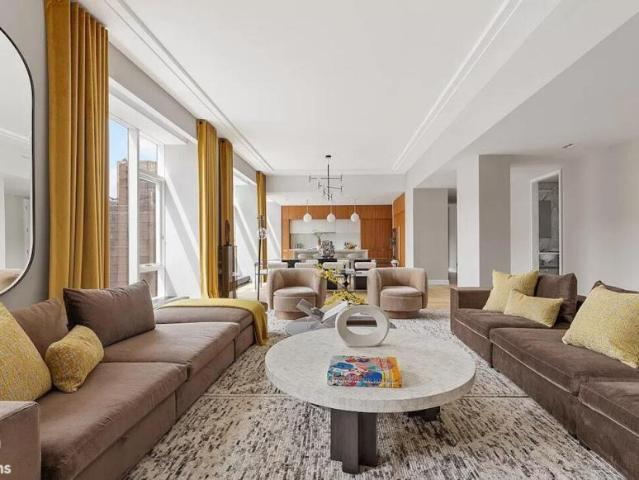 apartment with 5 bedroom, Upper East Side NY DLS98330382