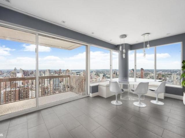 apartment with 6 bedroom, Upper East Side NY DS98817506