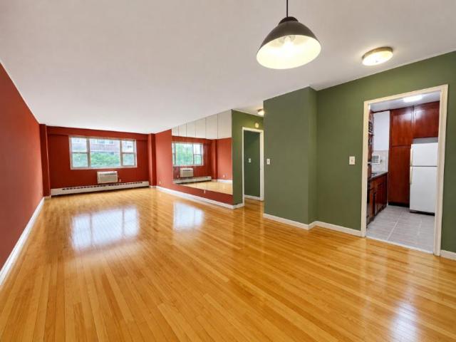 apartment with 10 bedroom, WOODSIDE NY DS104187883