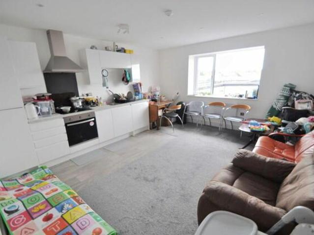 Apartment With 1 Bedroom Birkenhead Merseyside ES87208993