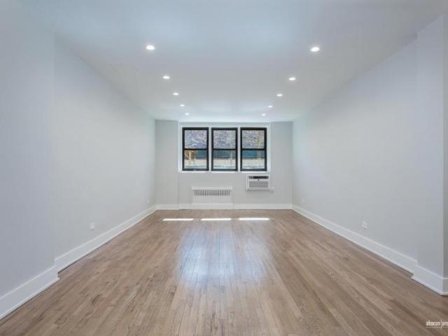 apartment with 1 bedroom, Brooklyn NY DLS87939830