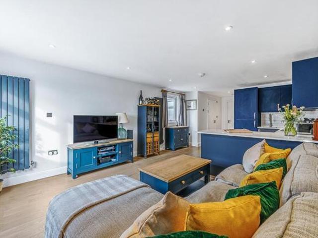 Apartment With 1 Bedroom Ealing Greater London DS88149684
