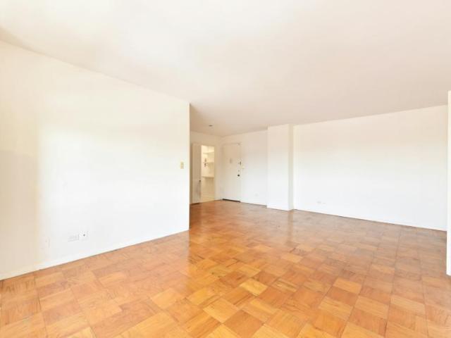 apartment with 1 bedroom, Forest Hills NY DS97049273