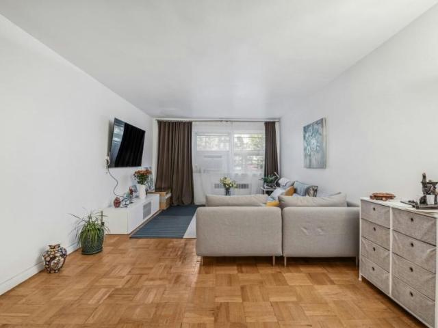 apartment with 1 bedroom, Forest Hills NY ES102245890