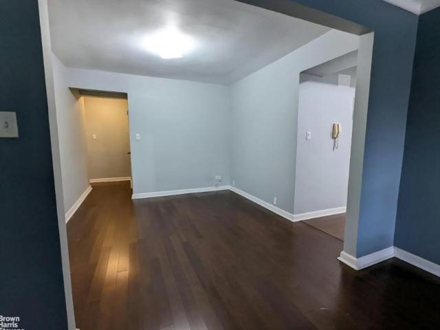 apartment with 1 bedroom, Forest Hills NY ES102243516