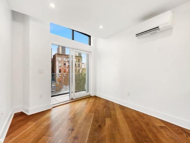 apartment with 1 bedroom, Fort George NY DLS96815110