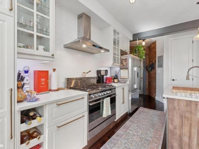 apartment with 1 bedroom, Kew Gardens NY ES102245881