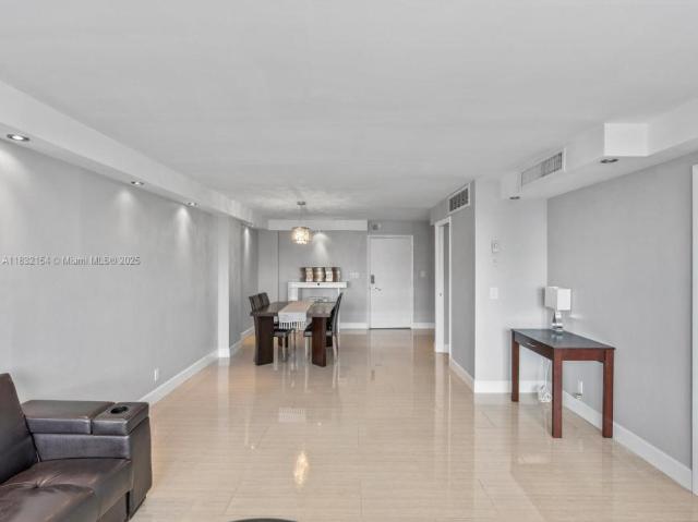 apartment with 1 bedroom, Miami Beach FL DS102661474
