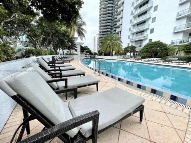 apartment with 1 bedroom, Miami FL DLS78112739